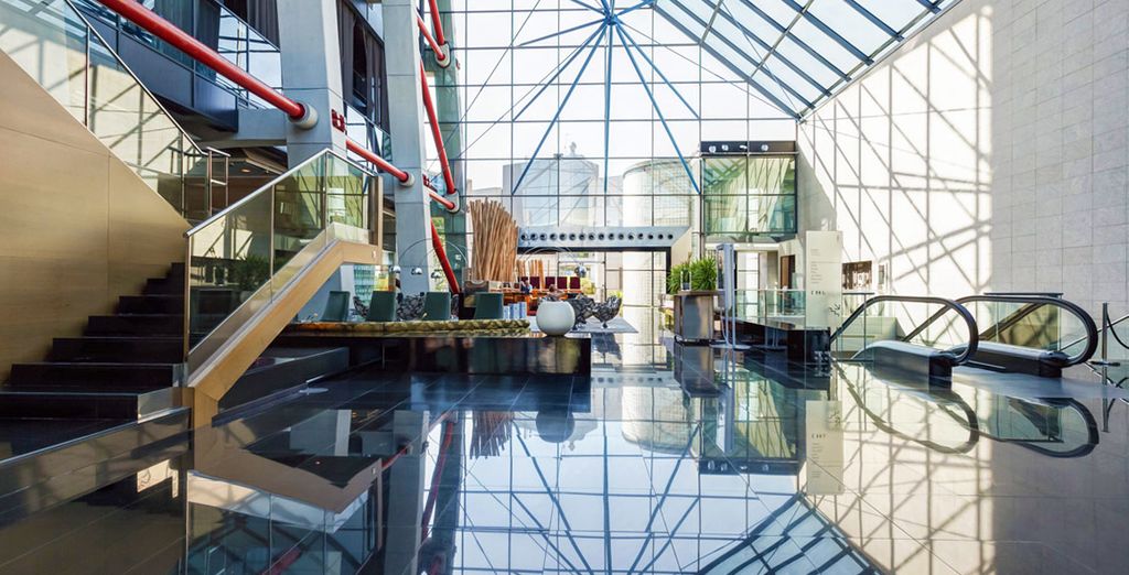 Hotel Hesperia Tower 5* by Hyatt - Barcellona - Fino a -70% | Voyage Privé