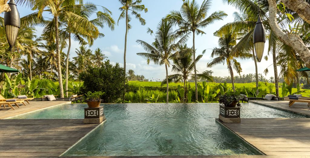 Inara Alas Harum 5* + Royal Avila Boutique Resort 5* + Bali Beach Hotel ...