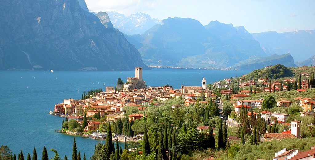 Lake Garda Tour with Venice & Verona 4* - Verona - Up to 70% off ...